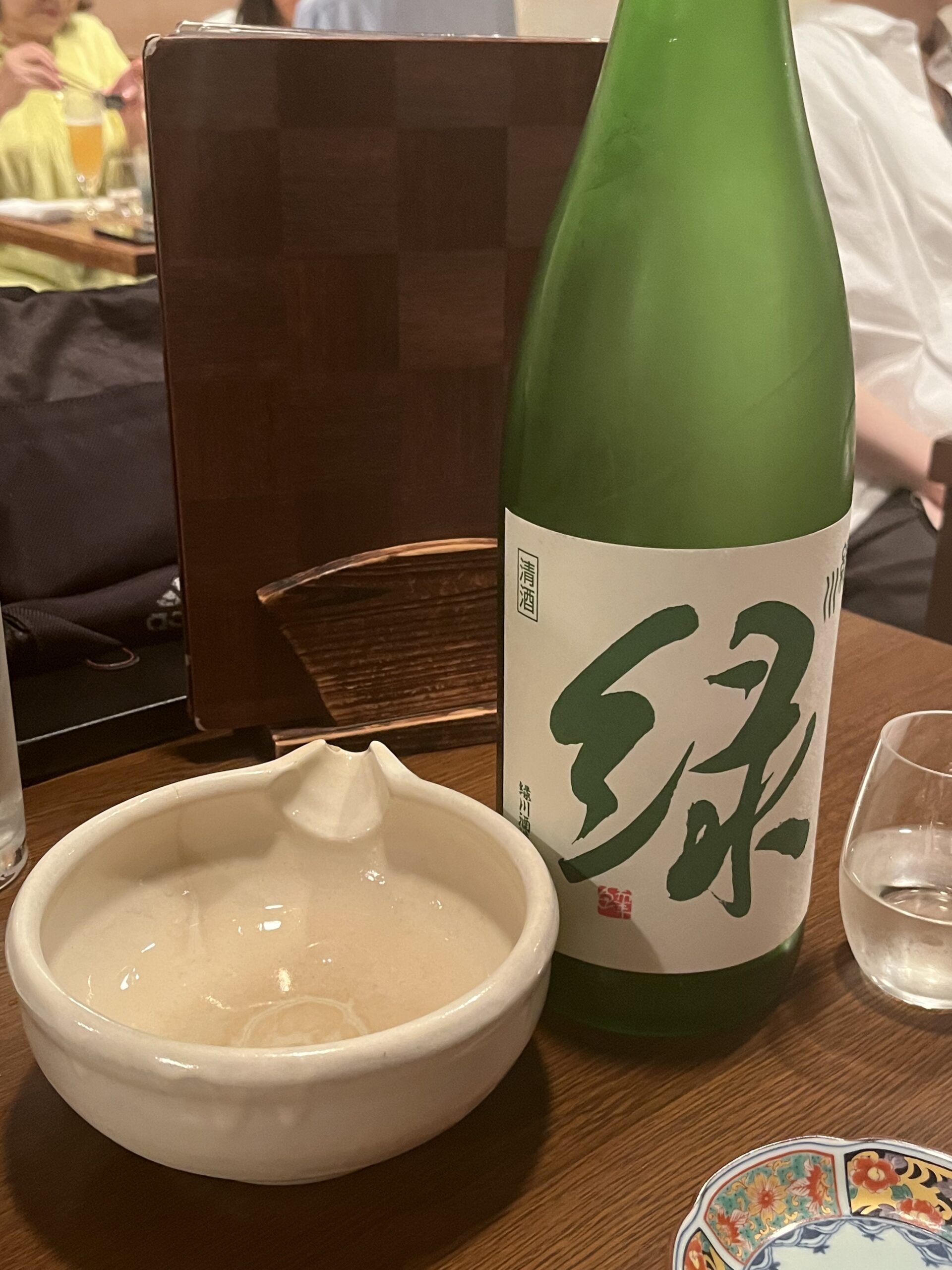 鼎（新宿三丁目）日本酒と料理の美味しい昭和47年創業の老舗居酒屋